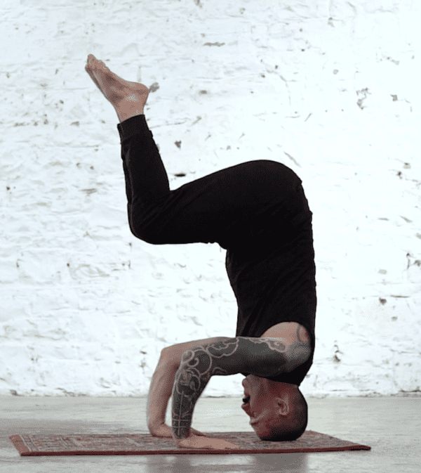 Handstand with Confidence