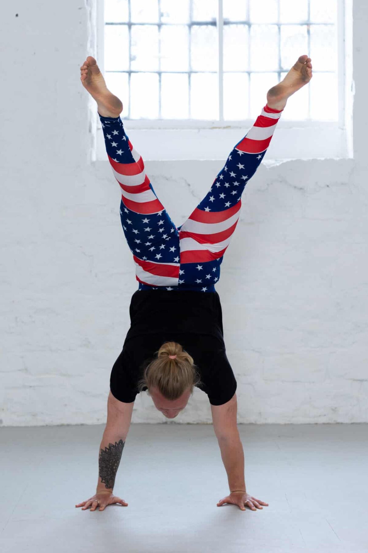 The American | 1920s Arched Handstand - Handstand Factory