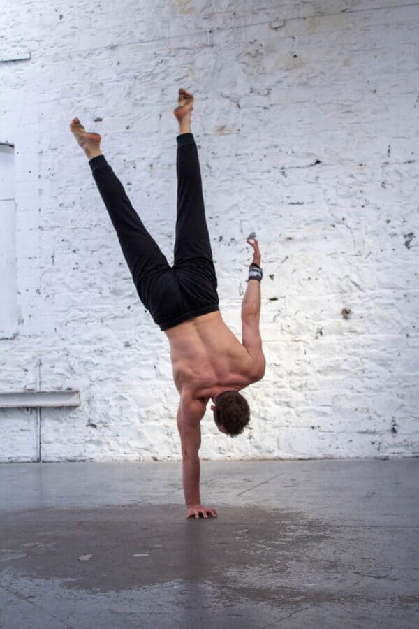 One Arm Handstand Shapes Online Program - Handstand Factory